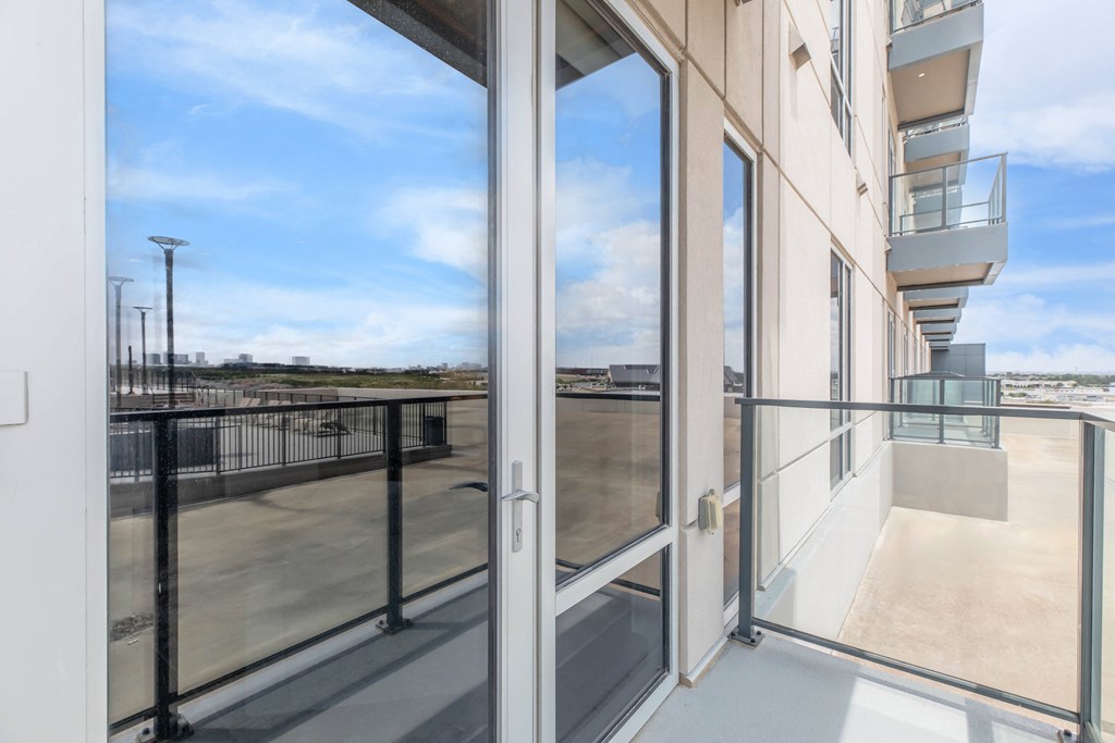 Live Grandscape Apartments, 5750 Grandscape, The Colony, TX - RentCafe