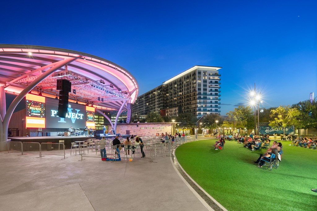 Live Grandscape Apartments, 5750 Grandscape, The Colony, TX - RentCafe