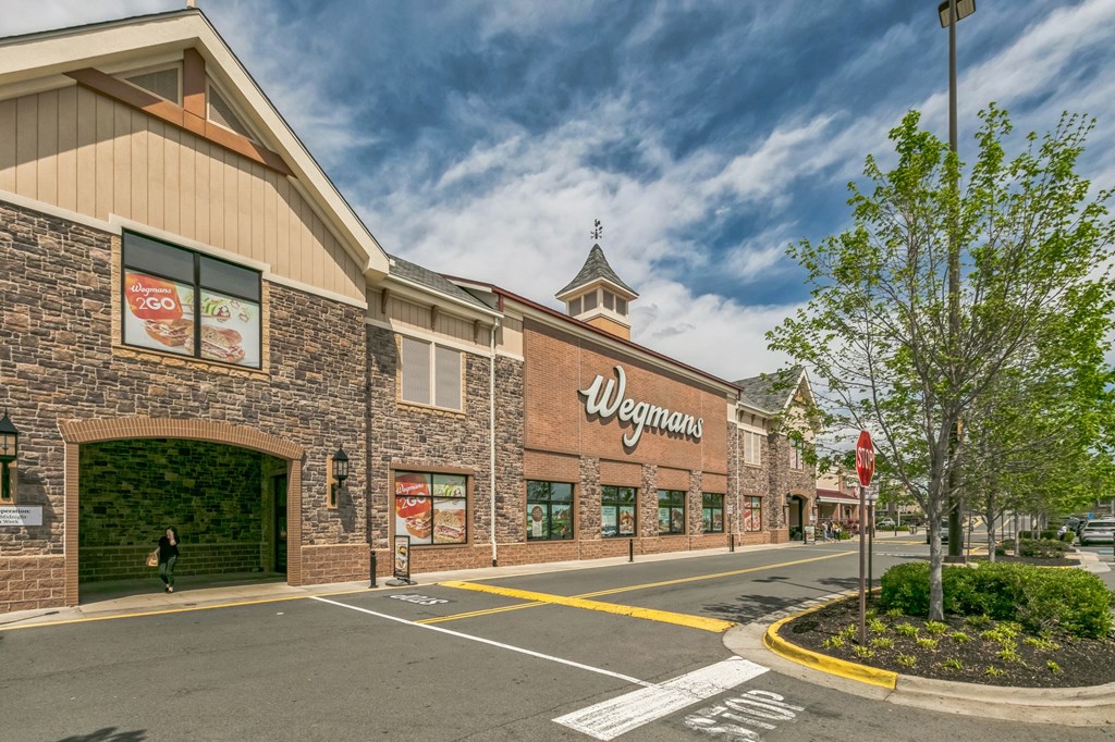 The Sully Apartments, 14400 Glen Manor Drive, Chantilly, VA - RentCafe