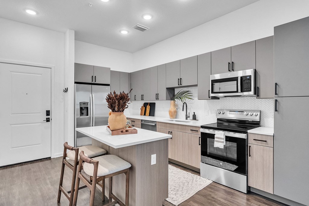 La Union Apartments, 1720 Nick Nuccio Parkway, Tampa, FL - RentCafe