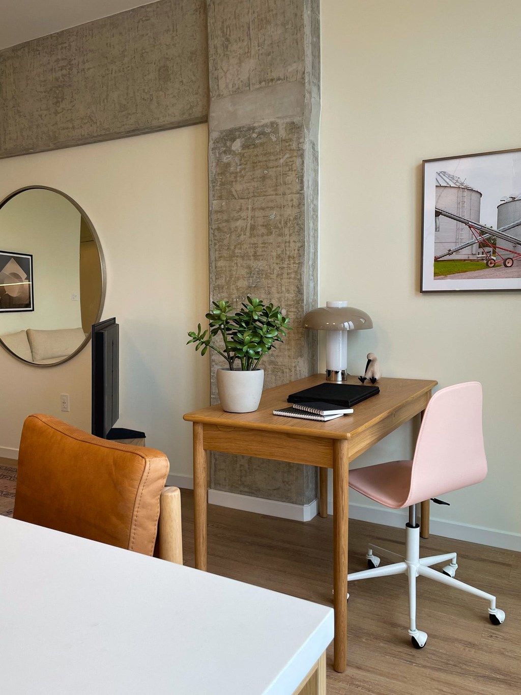 Allied Harbor Point Apartments, 1402 Point Street, Baltimore, MD - RentCafe