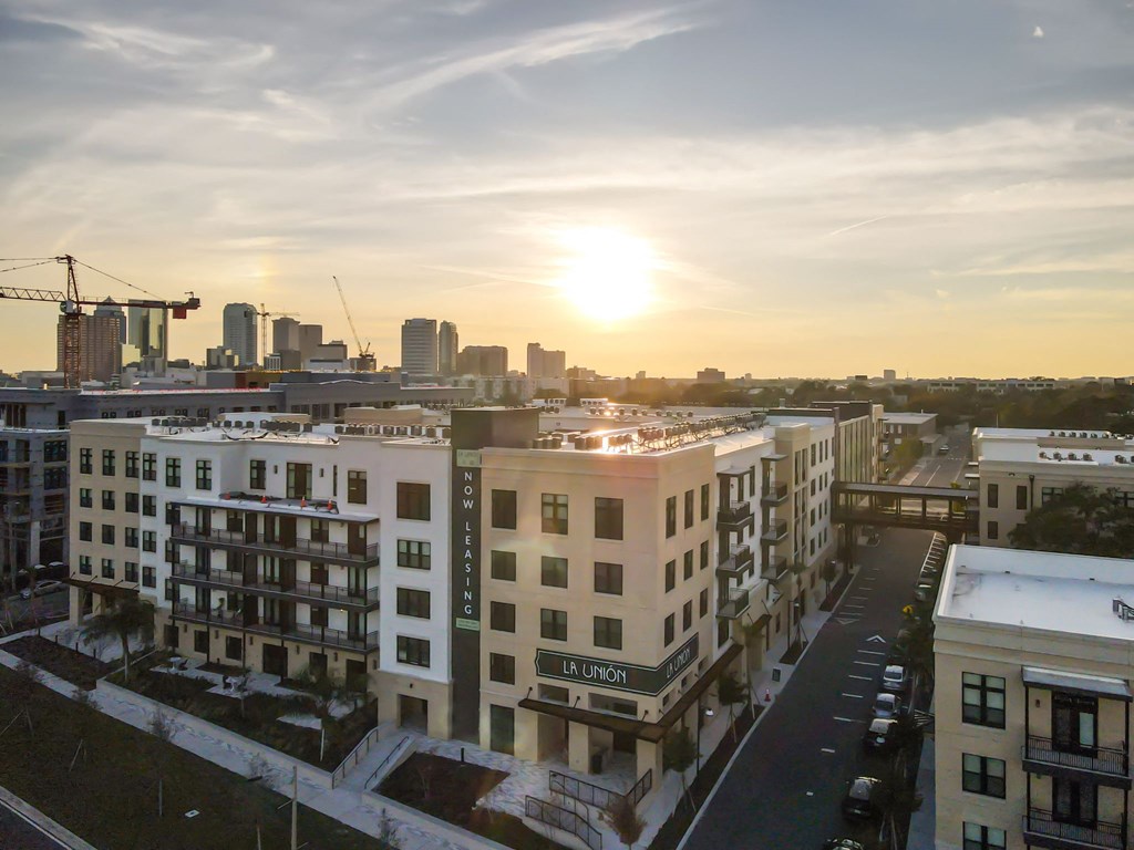 La Union Apartments, 1720 Nick Nuccio Parkway, Tampa, FL - RentCafe