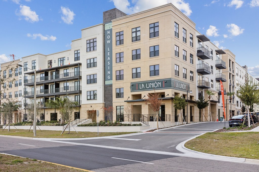 La Union Apartments, 1720 Nick Nuccio Parkway, Tampa, FL - RentCafe