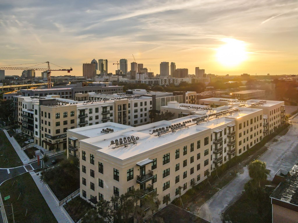 La Union Apartments, 1720 Nick Nuccio Parkway, Tampa, FL - RentCafe