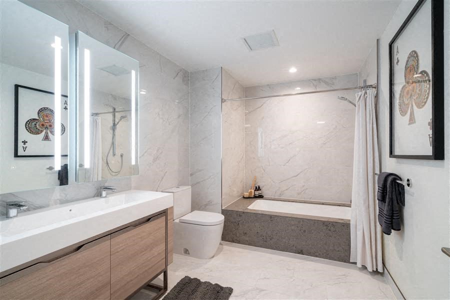 THEA At Metropolis Apartments, 1000 W. 8th Street, Los Angeles, CA ...