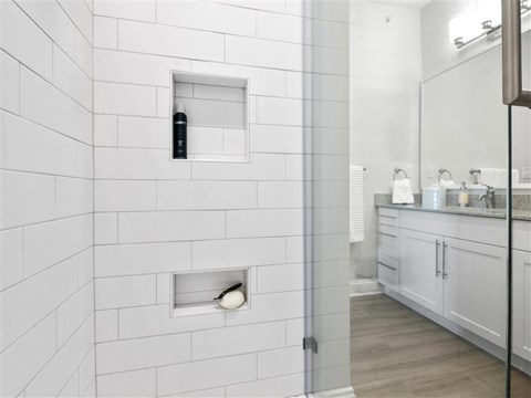 High Street View Luxury Apartments, 150 Kings Manor Drive, Williamsburg ...