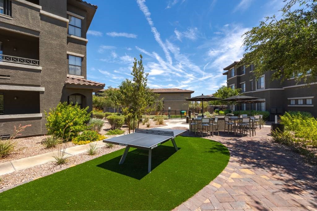 The Presley At Whitney Ranch Apartments, 5600 E Russell Road, Las Vegas ...