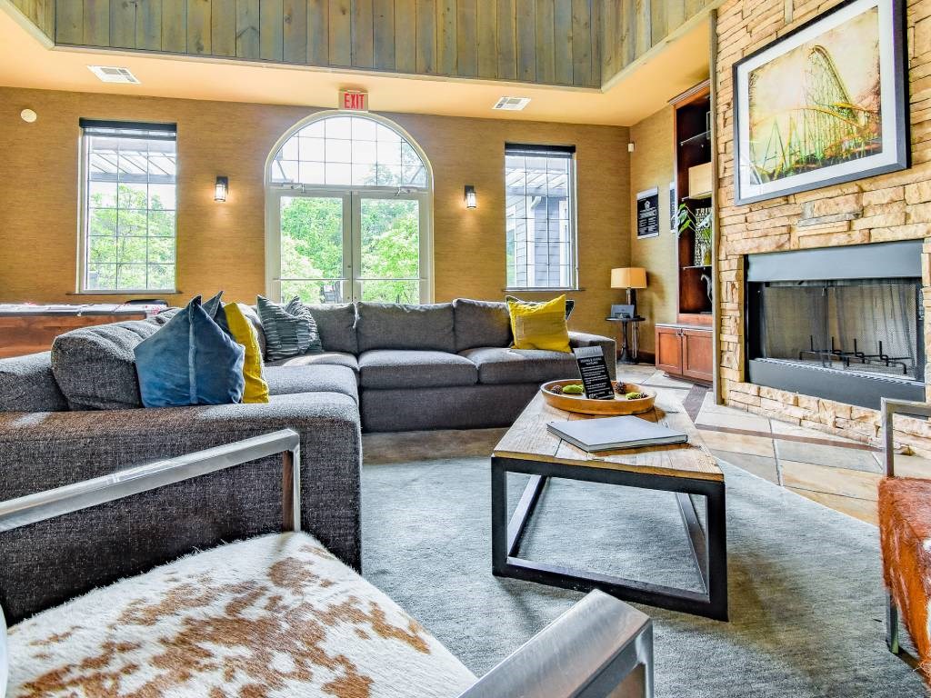 Riverset Apartments, 100 Riverset Lane, Memphis, TN - RentCafe