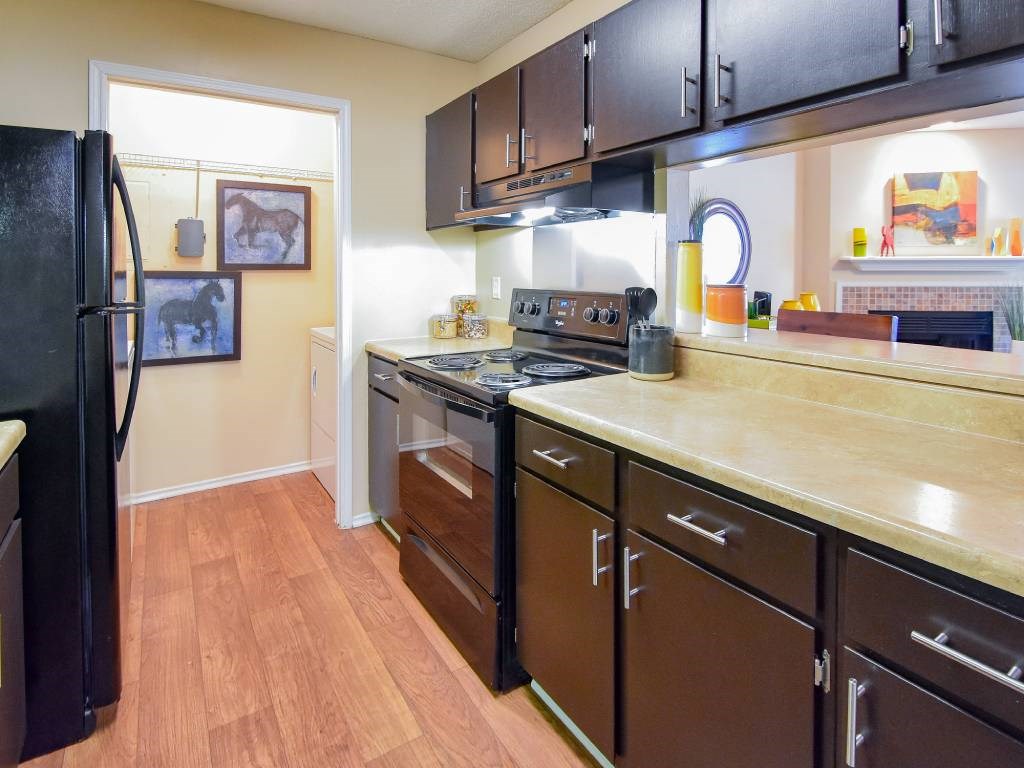 Riverset Apartments, 100 Riverset Lane, Memphis, TN - RentCafe