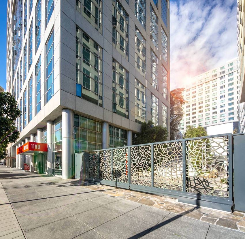 33 8th At Trinity Place Apartments, 33 8th St., San Francisco, CA ...