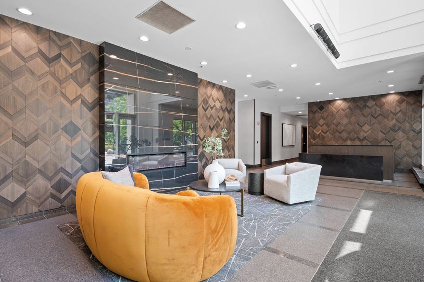 Shoreham And Tides Apartments, 360 East South Water Street, Chicago, IL ...