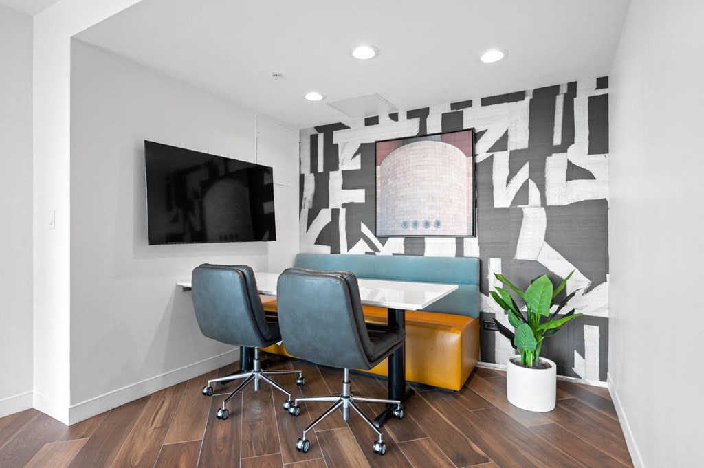 Shoreham And Tides Apartments, 360 East South Water Street, Chicago, IL ...