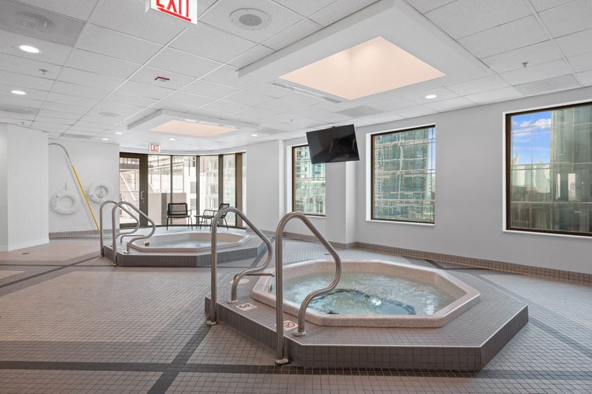 Shoreham And Tides Apartments, 360 East South Water Street, Chicago, IL ...