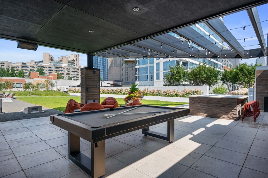 The Elle Apartments, 801 S Financial Pl, Chicago, IL - RentCafe