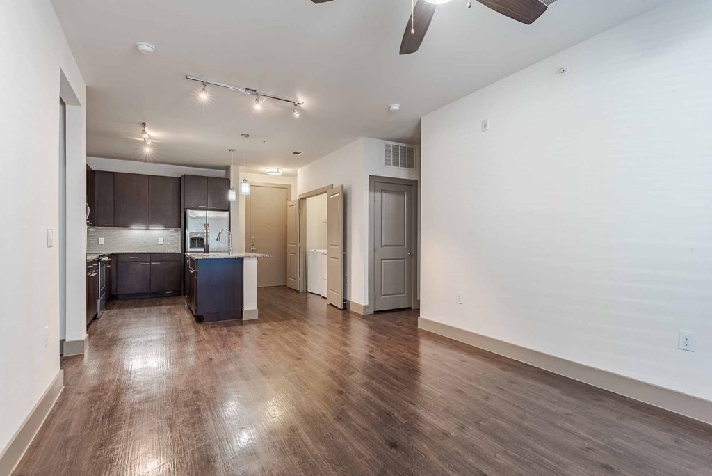 Henley At The RIM Apartments, 18102 Talavera Ridge, San Antonio, TX ...