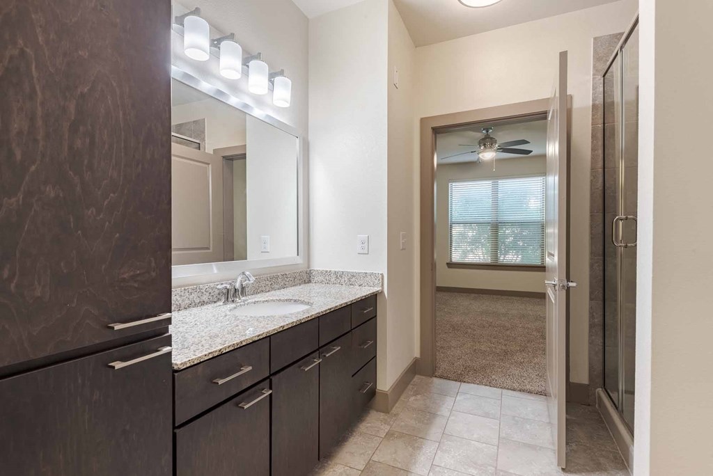 Henley At The RIM Apartments, 18102 Talavera Ridge, San Antonio, TX ...