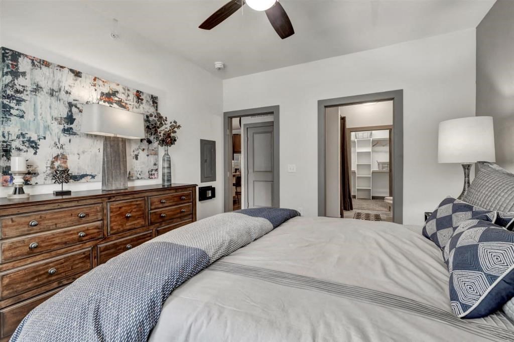 Henley At The RIM Apartments, 18102 Talavera Ridge, San Antonio, TX ...