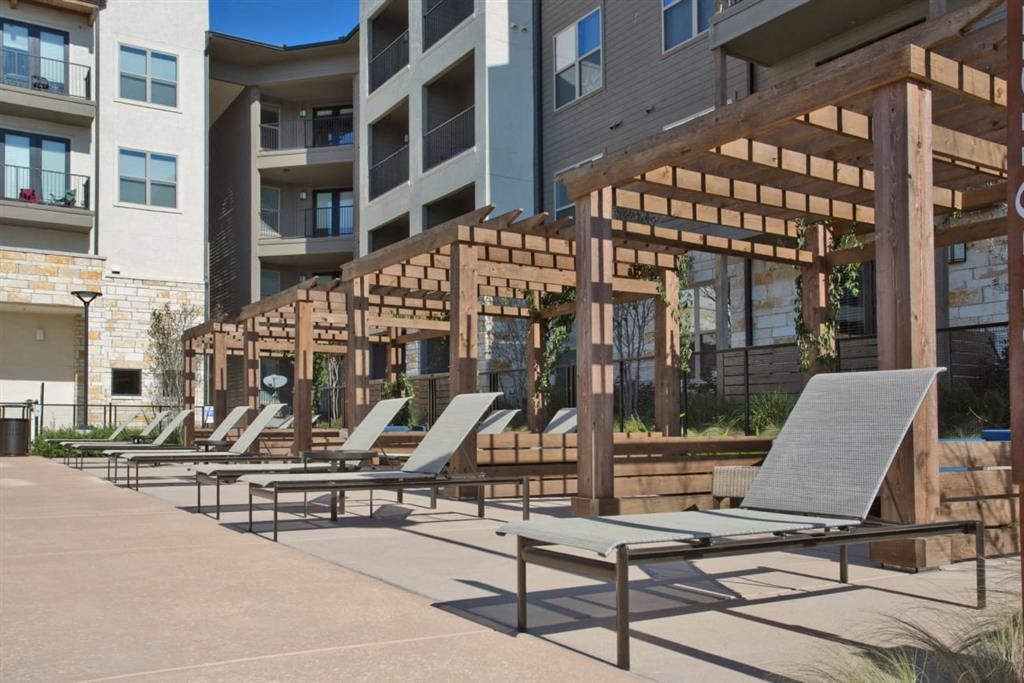 Henley At The RIM Apartments, 18102 Talavera Ridge, San Antonio, TX ...