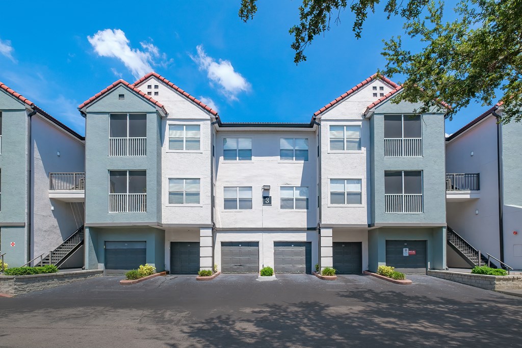 Promenade At Carillon Apartments, 540 Carillon Pkwy, St. Petersburg, FL ...