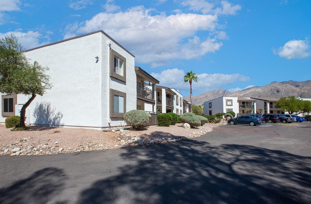 Sunrise Ridge Apartments, 4901 E. Sunrise Drive, Tucson, AZ - RentCafe