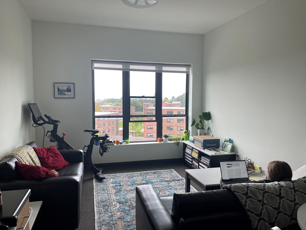 Redstone Lofts Apartments, 165-185 Davis Road, Burlington, VT - RentCafe
