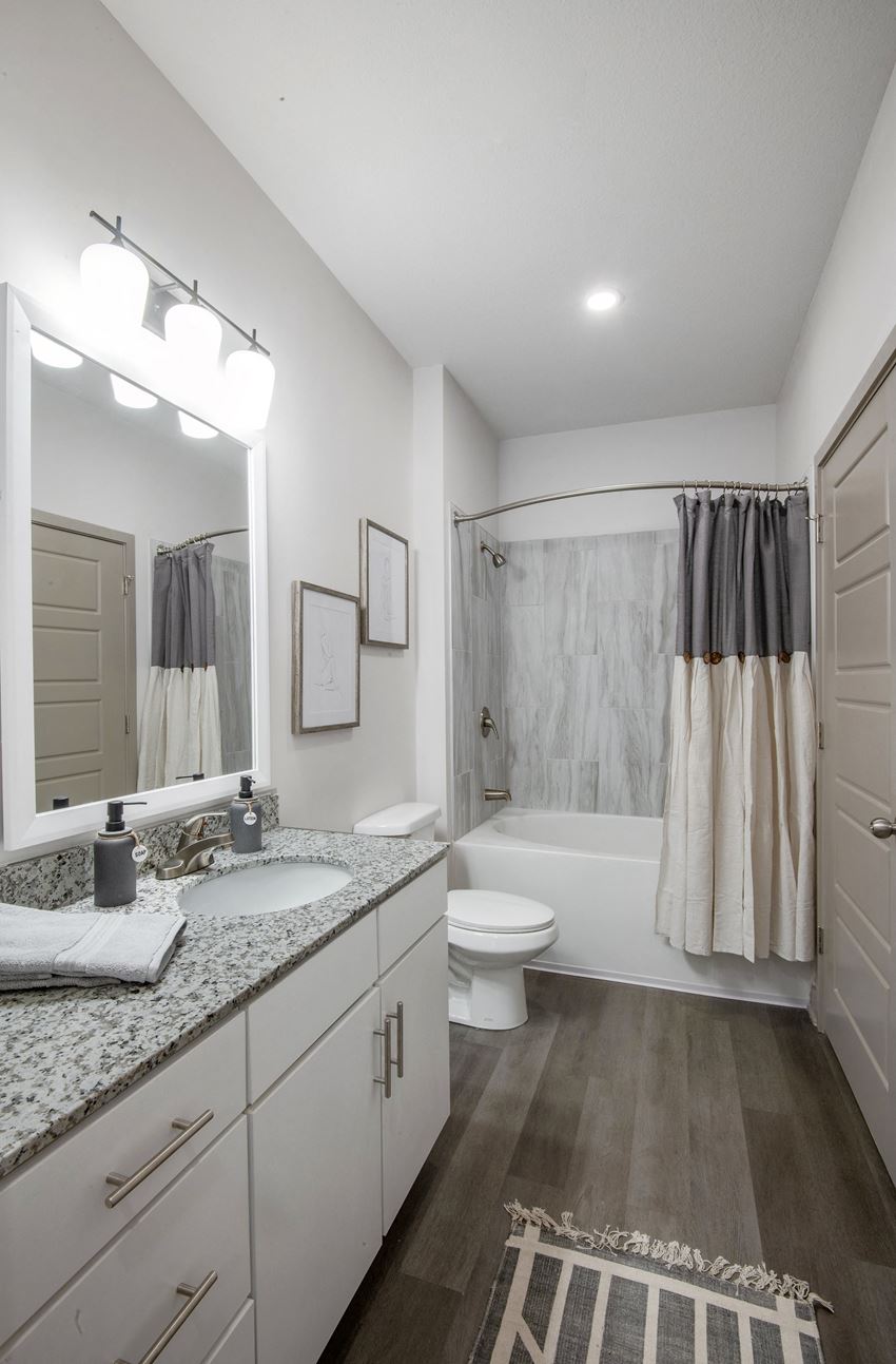 Axel Row Apartments, 4211 Suite 100 3rd Avenue South, Birmingham, AL ...