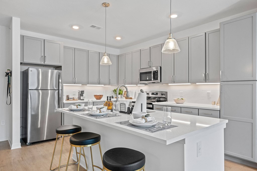 Velo Riverside Apartments, 1181 Manhattan Blvd, Dayton, KY - RentCafe