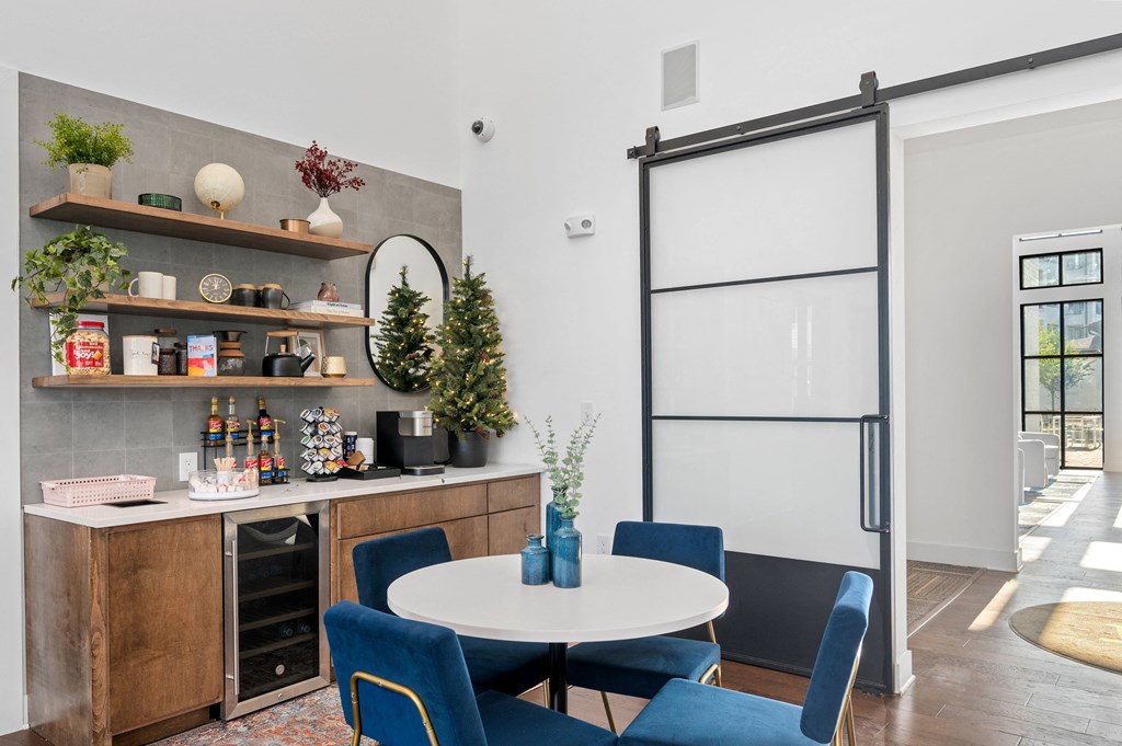 Velo Riverside Apartments, 1181 Manhattan Blvd, Dayton, KY - RentCafe