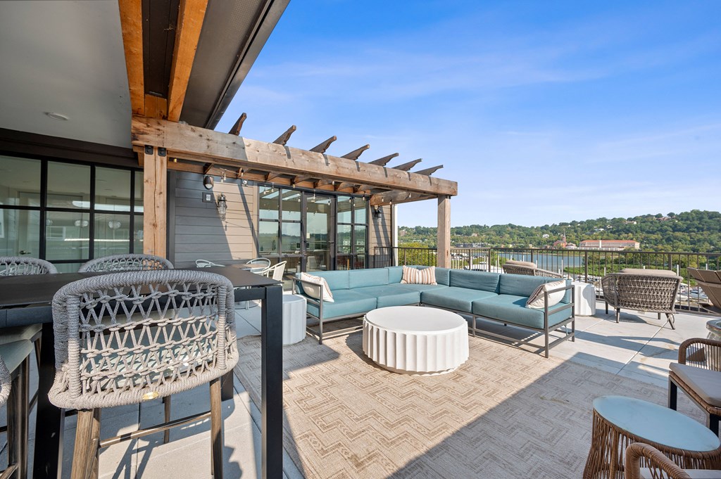 Velo Riverside Apartments, 1181 Manhattan Blvd, Dayton, KY - RentCafe