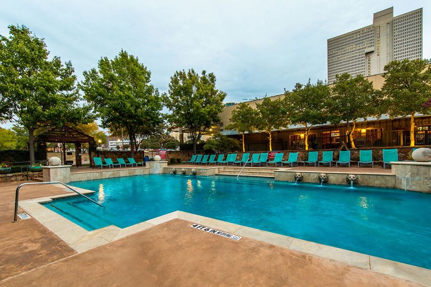 Firestone At West 7th Apartments, 1001 W 7th St., Fort Worth, TX - RentCafe