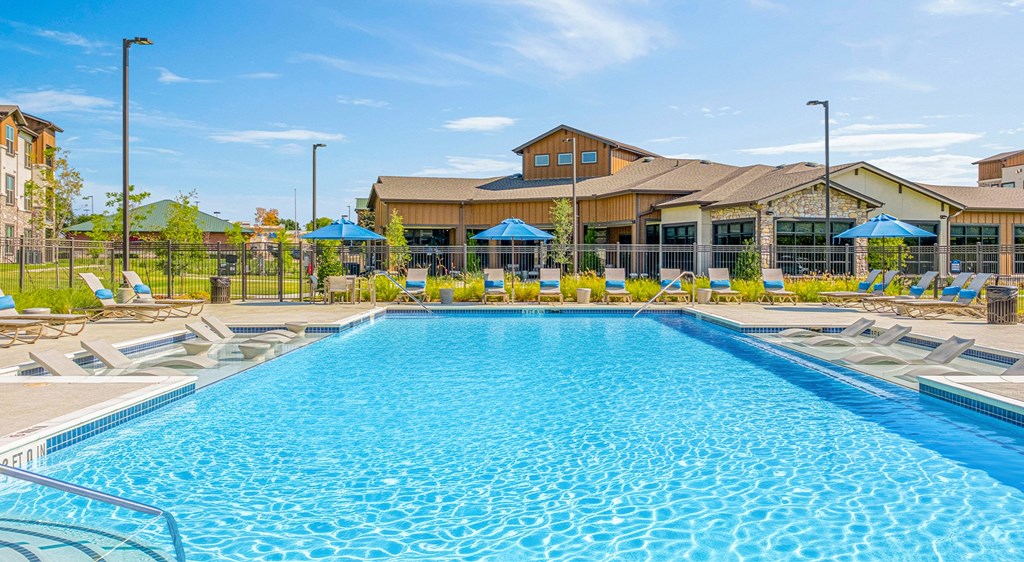 Creekside At Grand Prairie Apartments, 2425 Bardin Rd, Grand Prairie ...