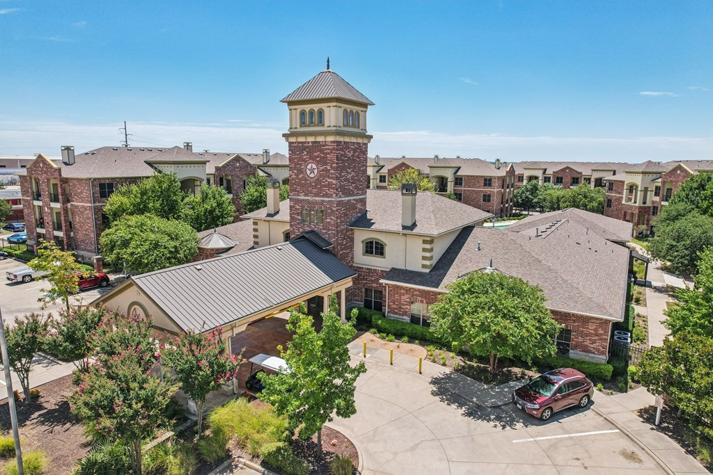 Crest Manor Apartments, 940 W Round Grove Rd, Lewisville, TX - RentCafe