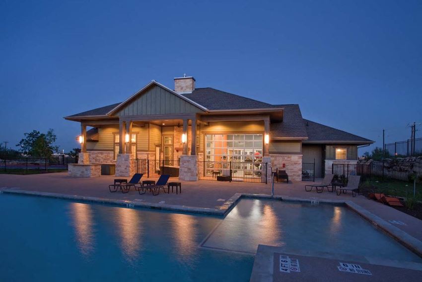 Reata At Alamo Ranch Apartments, 11211 Westwood Loop, San Antonio, TX ...