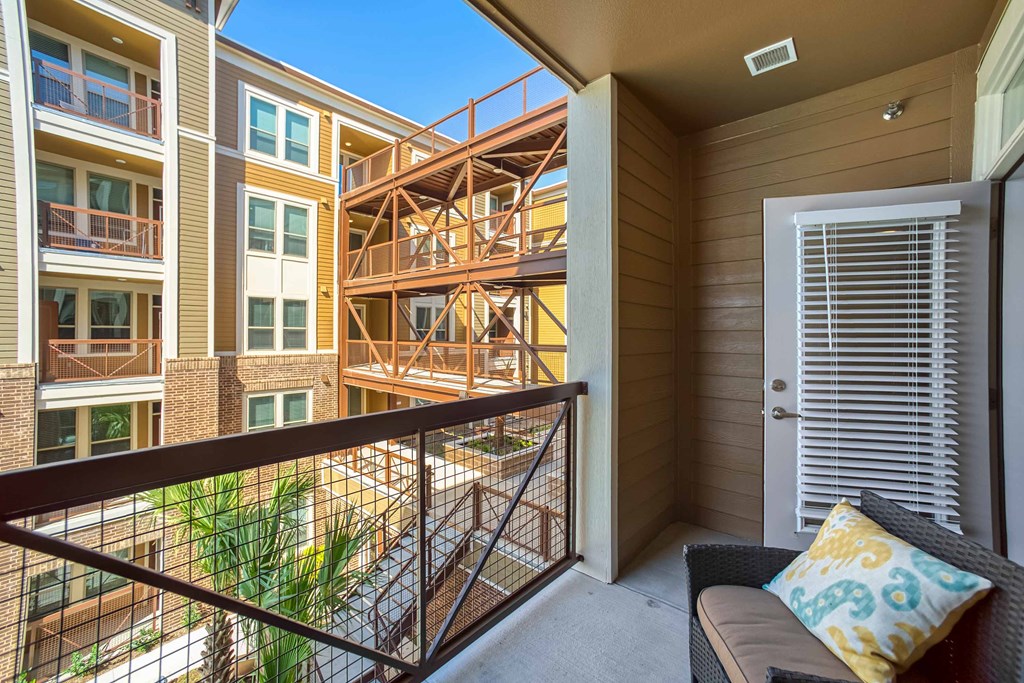 Belle Spring Branch Apartments, 2308 Bingle Rd, Houston, TX - RentCafe