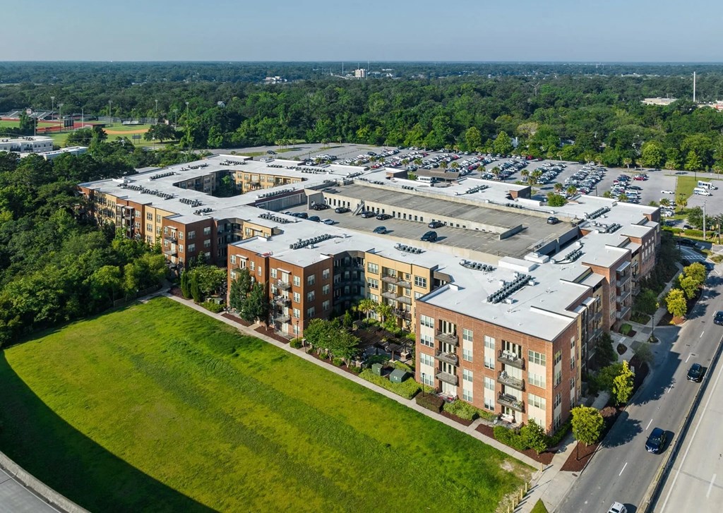 35 Folly Apartments, 35 Folly Rd Blvd, Charleston, SC - RentCafe