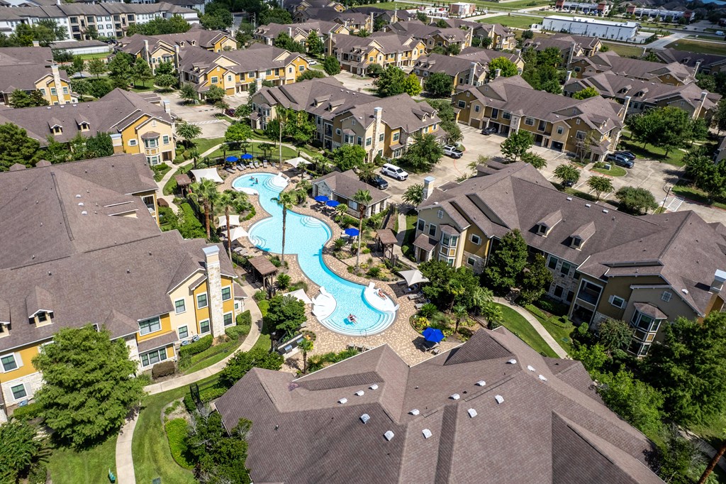 The Avenues At Tuscan Lakes