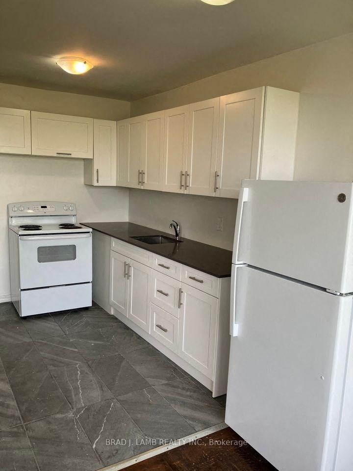 2507 & 2515 Eglinton Avenue W. Rentals - Toronto, ON - RentCafe