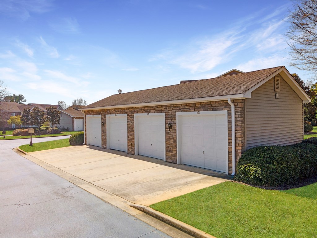 Adrian On Riverside Apartments, 5243 Riverside Drive, Macon, GA - RentCafe