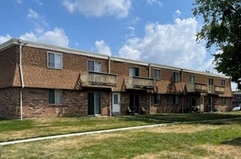 Brookmount Apartments, 102 Angie Dr, St. Peters, MO - RentCafe