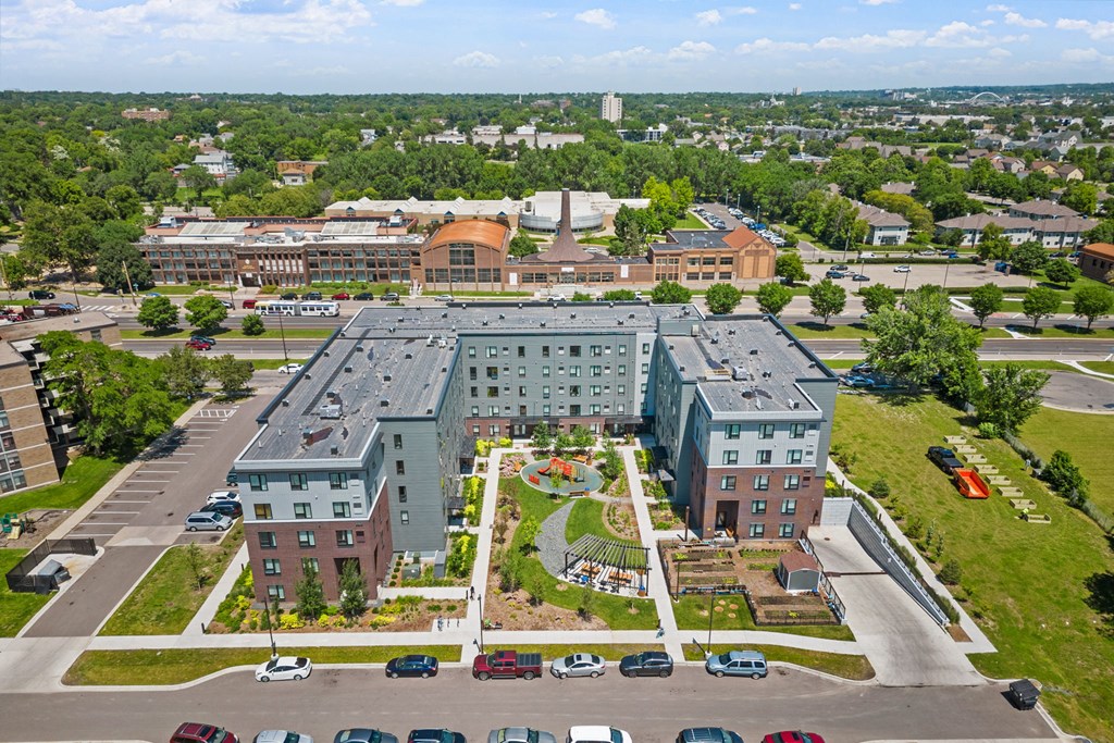 Olson Park Apartments, 1301 Olson Memorial Highway, Minneapolis, MN ...