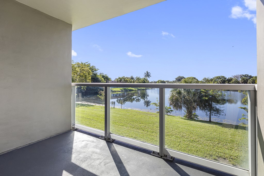 Nottingham Pine Luxury Apartment Homes - Under New Management, 1 S Pine ...