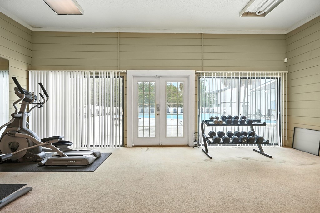 The Square At 59 Caroline Apartments, 5959 Fort Caroline Rd ...