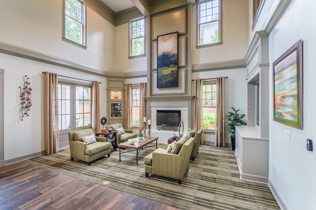 Jackson Square Apartments, 455 Dekalb Industrial Pkwy, Decatur, GA ...