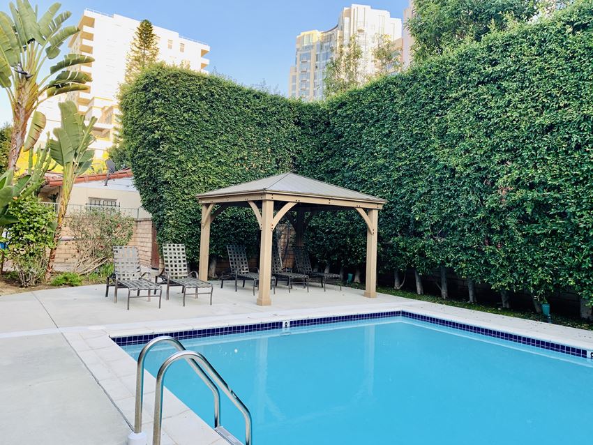 Lindbrook Manor Apartments, 10824 Lindbrook Drive, Los Angeles, CA ...