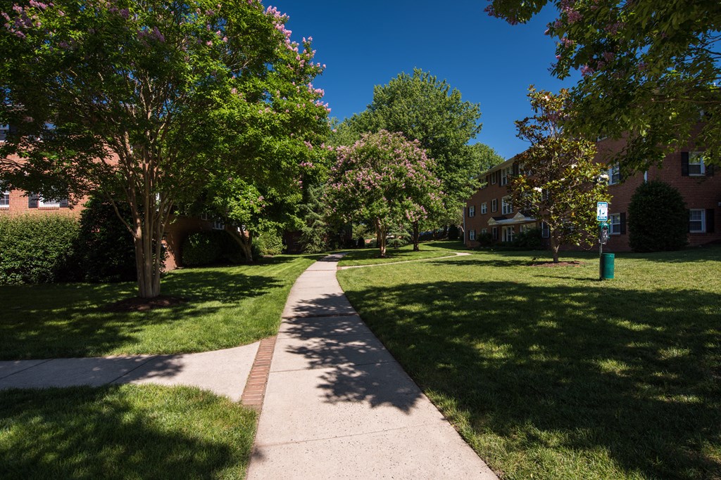 The Park At Arlington Ridge Apartments, 1800 26th Street S, Arlington ...