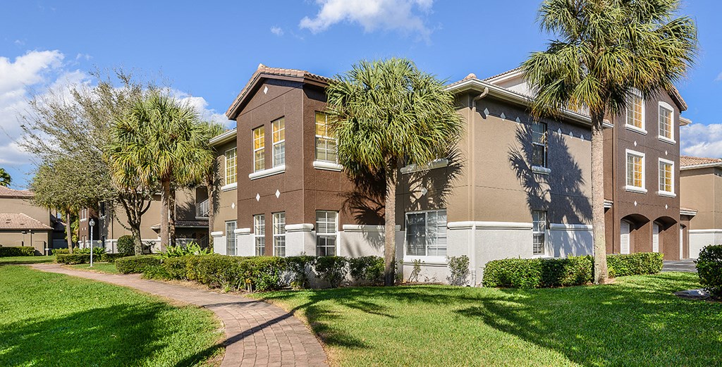Via Lugano Apartments, 1400 Via Lugano Circle, Boynton Beach, FL - RentCafe