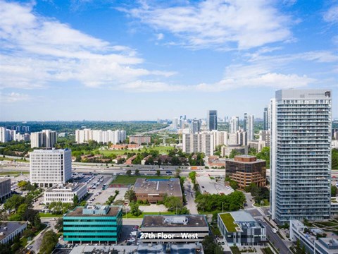 Parkside Square Apartments, 55 Smooth Rose Court & 325 Yorkland Blvd ...