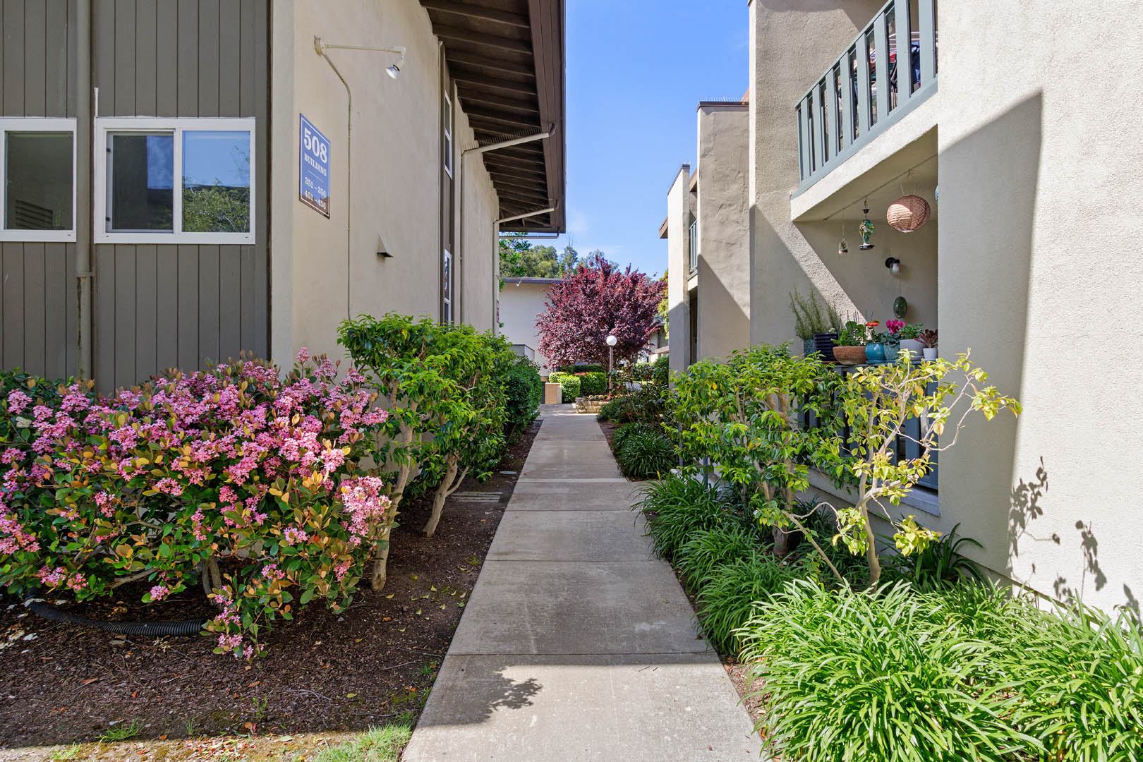 Crestview Apartments, 510 Crest View Ave, Belmont, CA - RentCafe