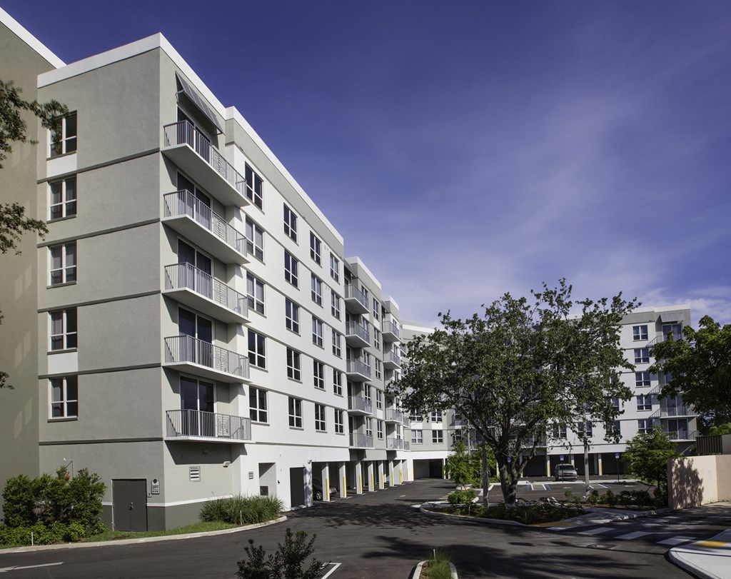 Courtside Apartments, 1699 NW 4th Avenue, Miami, FL - RentCafe
