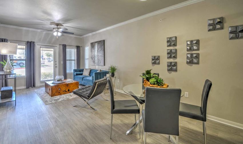 The Atlantic McKinney Ranch Apartments, 5500 McKinney Place Drive ...